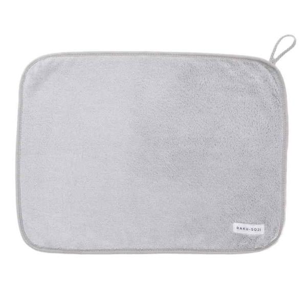 マイクロファイバー生地を使用した優しい手触りのマットです。少量の食器を洗った後の水切りマット、食器拭きとしてお使いいただけます。ふきんのように絞ることができ、簡単に水分を切ることができます。毛足の長いマイクロファイバー生地を使用しているので...