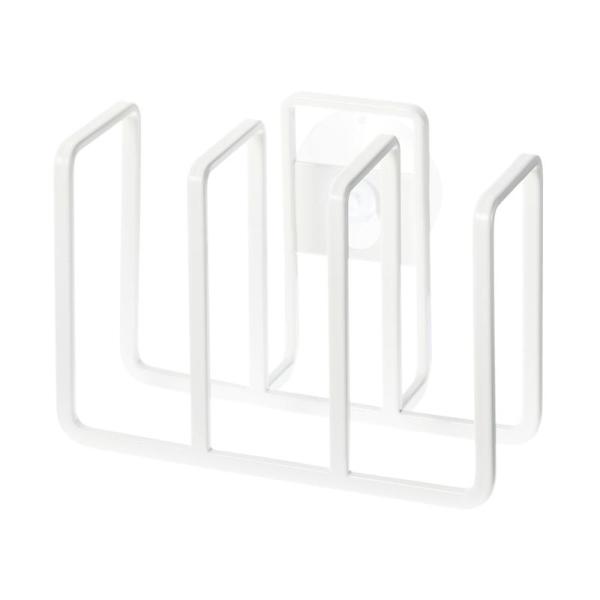 3つのスポンジを一括収納。吸盤だからシンクの中で使える便利なスポンジホルダー〇サイズ：幅12.5×奥行7.2×高さ8.5cm〇重量：約160g〇材質：本体／スチール（ユニクロメッキ＋粉体塗装）、吸盤／PVC〇原産国：中国製