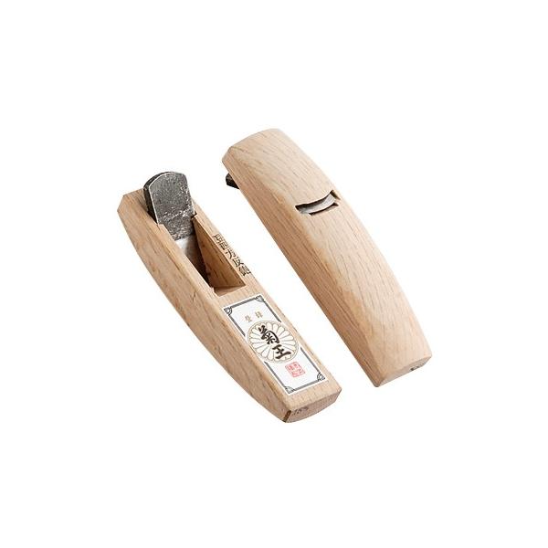 菊王 １８ｍｍ●鉋台が球面状になっており、球面の内側を削る●＜材質＞刃部：安来鋼（青紙付）　台：白樫