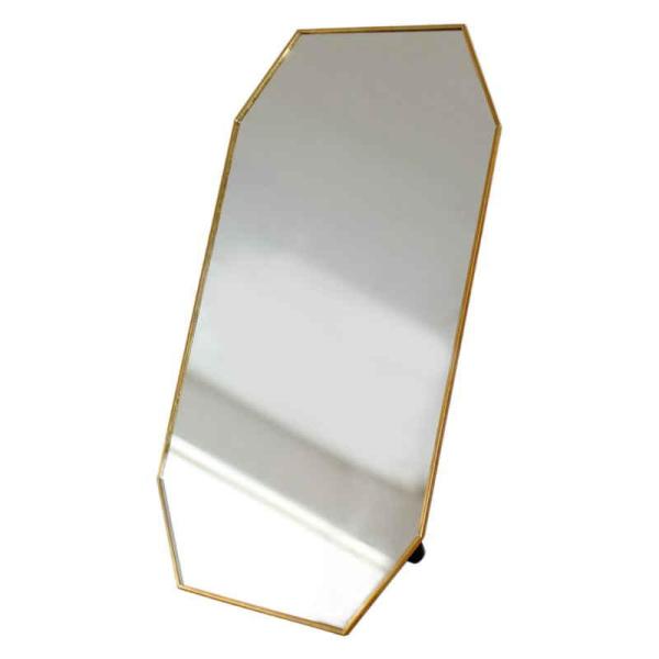 横15×縦27.5cmのアンティーク仕上げの真鍮フレームのミラーです。スタンドにも壁掛けにもできる2way仕様です。【仕様】商品サイズ：約横15×縦27.5（cm） 厚さ：2（cm） 重量：約360g材質：ミラー主材/3mm厚ミラー、真鍮、...