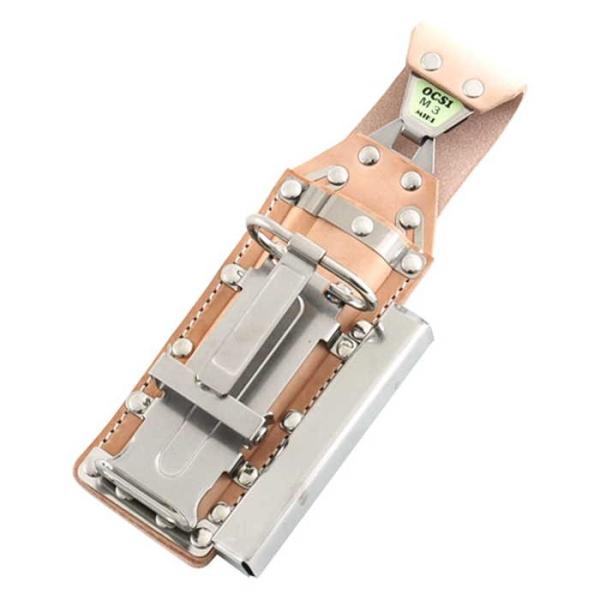 ＯＣＳ ＯＣＳ１Ｍ３−Ｎ【用途】ハッカーケース。【機能・特徴】ハッカー、チョーク、折尺が収納出来る3連タイプです。腰に安全ベルトを差したまま、自在にケースの着脱が出来ます。【仕様】●ベルト通し幅：約60mm。●カラー：ベージュ。【材質】●最...