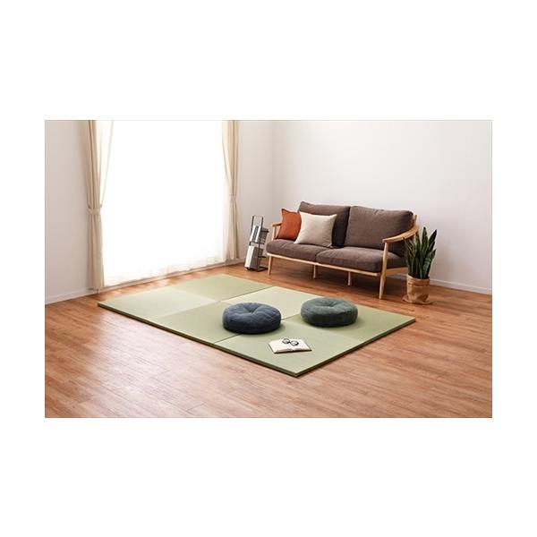 日本製機械使用の本格派【仕様】○サイズ：約82×82×2.5cm○厚み：約25mm○カラ−：ナチュラル○組成：表面：い草100％中材：ポリエチレン・ポリスチレン裏面：不織布（滑りにくい加工付、裏面5カ所）○機能：抗カビ・消臭○洗濯：不可○す...