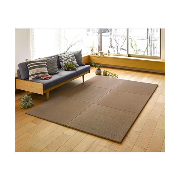 日本製機械使用の本格派【仕様】○サイズ：約82×82×1.5cm○厚み：約15mm○カラ−：ブラウン○組成：表面：い草100％中材：ポリエチレン・ポリスチレン裏面：不織布（滑りにくい加工付、裏面5カ所）○機能：抗カビ・消臭○洗濯：不可○すべ...