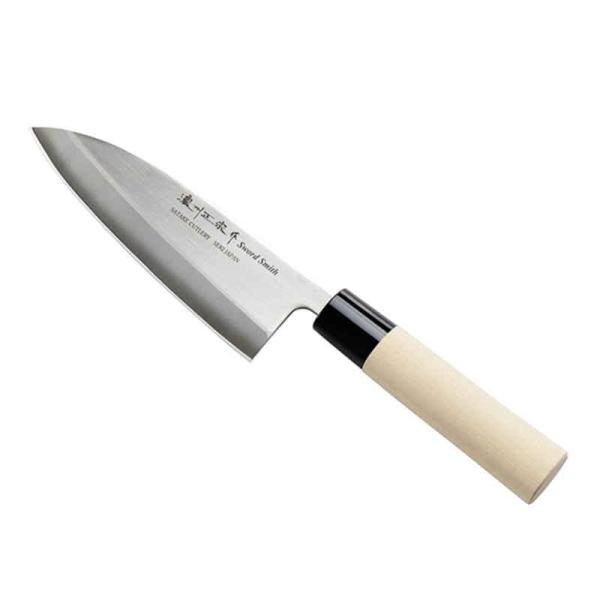 魚の三枚おろし、刺身の盛り合わせなど、主に魚料理に用いる本格出刃包丁15.5cmです。左利きの方々にも配慮して設計された和包丁で、右利き用、左利き用がございます。小さいイワシから大きめのブリまで、幅広い大きさの魚をこれ1本で捌くことができ、...