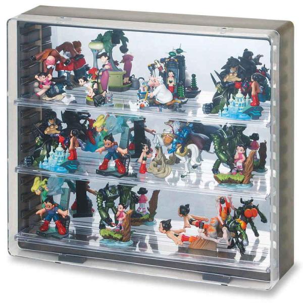 大切なフィギュアをホコリや破損から守る壁掛けコレクションケースです。壁面を利用して、ディスプレイスペースを作れます。背面はミラーになっています。棚板を6枚付属しています。棚板は移動したり外したりできるので、収納物に合わせて自由にレイアウトを...