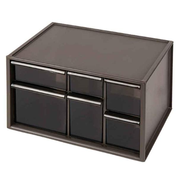 積み重ねられる卓上収納ケースです。デスク周りの小物の整理・収納に最適です。薬ケースやコスメボックスとしても使いやすいサイズです。ホワイト・ブラウンは、中を確認できる色付き半透明の引き出し、グレージュは中身を隠せるオールカラーの引き出しです。...