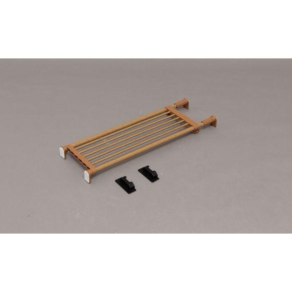 ●製品特徴：ねじや釘を使わずに壁にしっかりと固定できる伸縮棚です。圧着部をＬ字型にすることで、十分な耐荷重を実現しました。ポールが自由に伸縮するため、段差のある壁も取り付け可能です。一人でも簡単に取り付けができるアダプターが2個付いています...