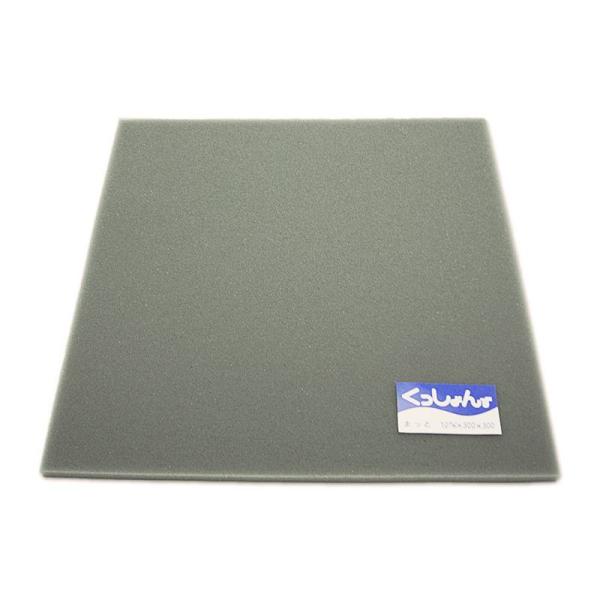 はさみ等で簡単にカットでき、目的のサイズでご使用頂けます。緩衝材・クッションマットに【サイズ】縦(mm):300 横(mm):300 厚み(mm):10【材質】ウレタンスポンジ【仕様・タイプ】スタイル名:マット