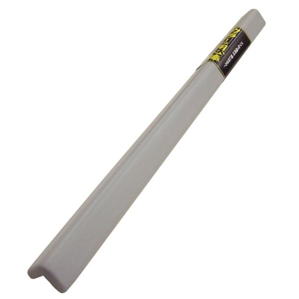 耐衝撃性・クッション性に非常に優れたポリウレタン製。切り口から水や埃が浸み込まない一体成型。屋外や駐車場に最適です。【サイズ】巾(mm):75 長さ(mm):1000 高さ(mm):60 厚み(mm):16【材質】ポリウレタン