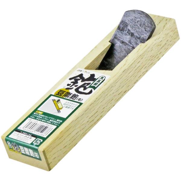 フチやキワの段付け仕上げに最適です。角の内側の隅に。右手で使うので左底隅を削るのに便利な右キワ鉋