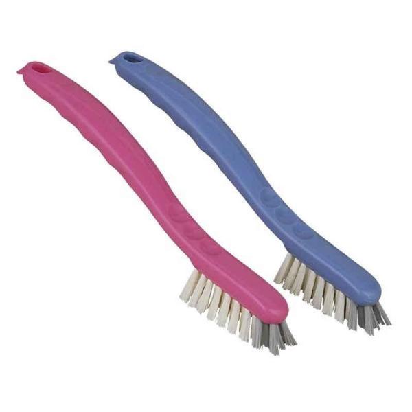 つま先までしっかり届く靴底の泥汚れも落とせるお家のお掃除にも活躍！〇商品サイズ：約 横3×縦7（cm） 重量：約 30g〇材質：素材：ポリプロピレン〇生産国：日本〇耐熱温度：70度