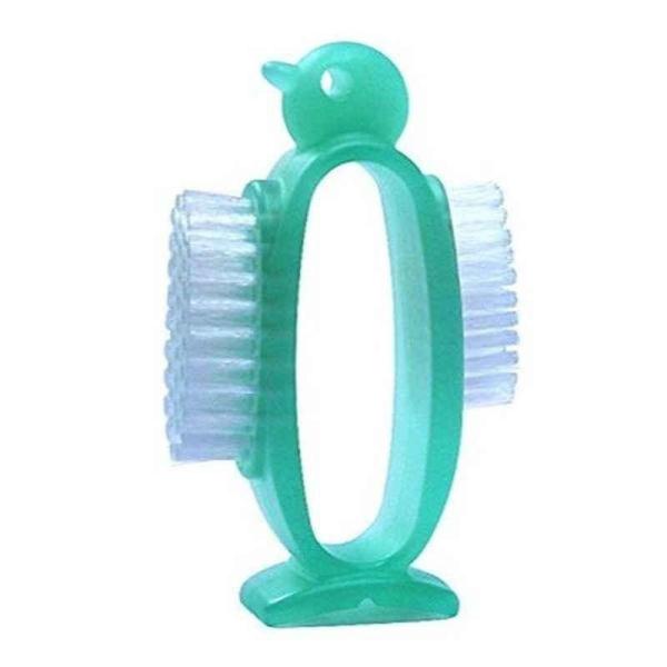 手洗いが嫌いなお子様でも喜んで手洗いできる、ペンギン形のかわいい手・爪洗い専用ブラシです。左右にはそれぞれ硬さの異なるブラシがついています。手洗い用のやわらかいブラシは痛くないソフトなタッチで、手の窪みに付いた汚れもしっかり落とします。爪洗...