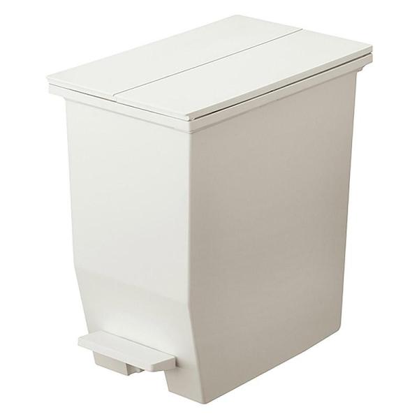 棚下やカウンター下に置いたまま捨てられるコンパクトなペダルダストボックス菌につよく、汚れにくい抗菌と防汚のダブル加工ポリプロピレン【サイズ】 W22×D36×H38【製造国】 日本【組み立てタイプ】 完成品【スペック】 抗菌・防汚加工