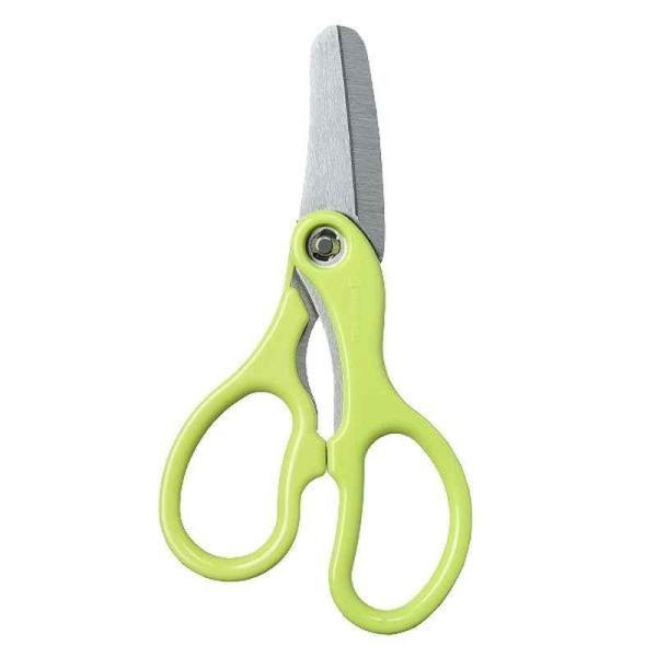 離乳食の必需品 しっかり切れる 置いたときに汚れない ケース付き【仕様】商品サイズ：約全長15（cm） 重量：約48g材質：刃部/ステンレス刃物鋼（耐熱110度） ハンドル/ABS樹脂（耐熱110度） ケース/ポリプロピレン樹脂（耐熱90度...