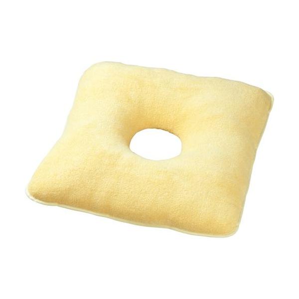 ・丸洗いできる患部保護に適した床ずれ防止クッション。・ベッドや椅子などさまざまな場面で使用できる便利な角座。●サイズ/約幅38×長さ38×厚さ8cm、中穴：約10cm●重さ/410g●材質/中材：ポリエステルファイバー、表地：パイル、裏地：...