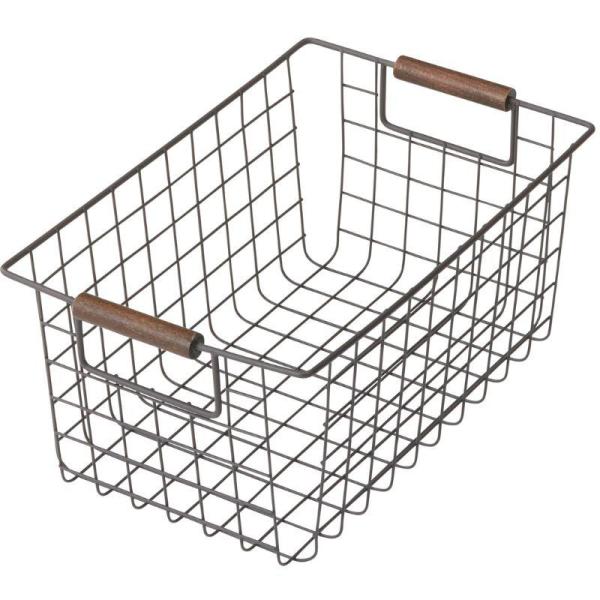 ●サニタリーまわりやキッチンなどで活躍するワイヤーバスケット●用途に合わせてお好きなサイズをお選びください●製品サイズ（約）／300×200×145mm●製品重量（約）／380g●材質／本体：スチール（粉体塗装）、取っ手：天然木（ビーチ材）...