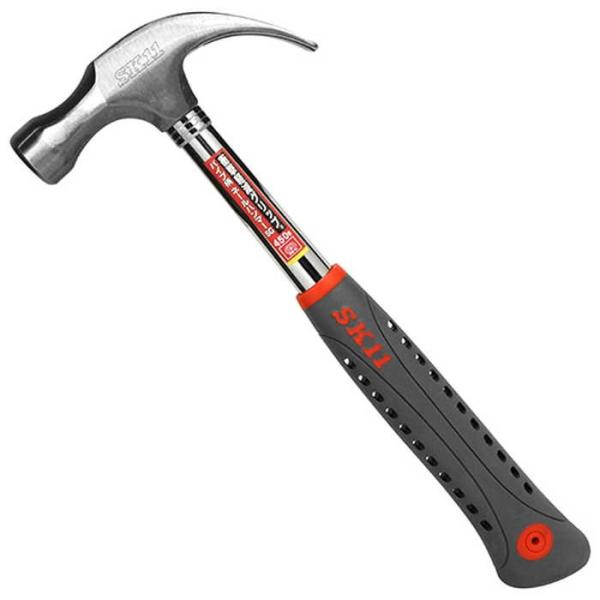 ＳＫ１１ ４５０Ｇ【用途】叩き作業。【機能・特徴】衝撃軽減グリップ採用で、打撃時の手への衝撃をやわらげ、長時間作業でも疲れにくくなっています。パイプ柄で丈夫です。片側が釘抜きになっています。頭部の重心が打撃側にあるので釘打ち時に安定していま...