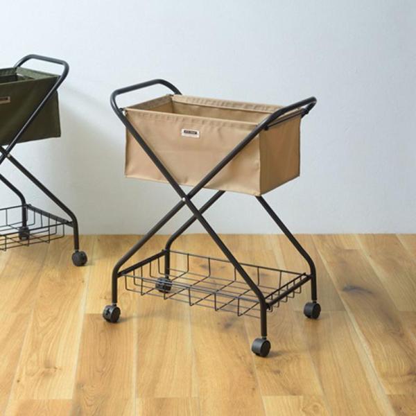 折りたたみが出来るバスケットワゴンです。フレームを開いて下部棚、上部バスケットを取りつけるだけになります。洗面はもちろん、ダイニング、デスクの横などにも利用が出来ます。車に積み込みが出来るのでアウトドア商材として提案しても有りです。スチール...