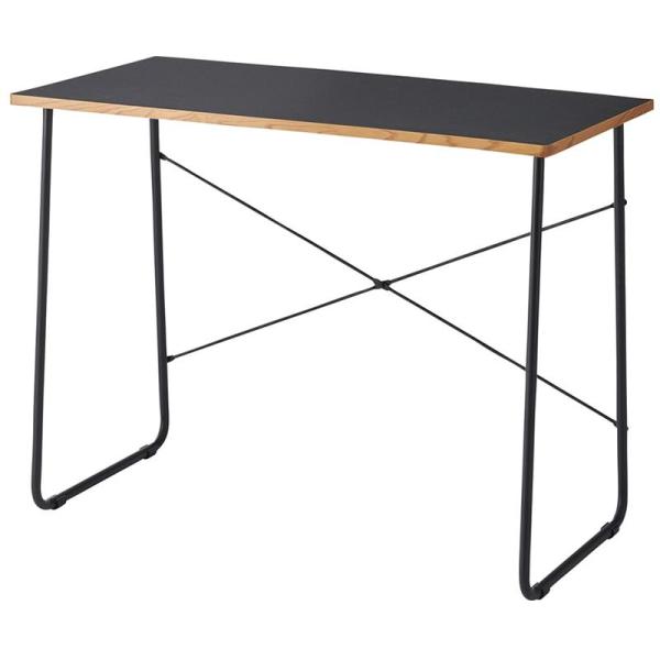 ひとつでも組み合わせても、作業でもデスクワークでも機能や強度を持たせつつ余計なものは取り除いた極限までシンプルなデザインのデスクです。天板表面はPVCシートで簡単お手入れ木目のエッジ天板前部の角にRが掛かっています壁付け可能(背面側のエッジ...