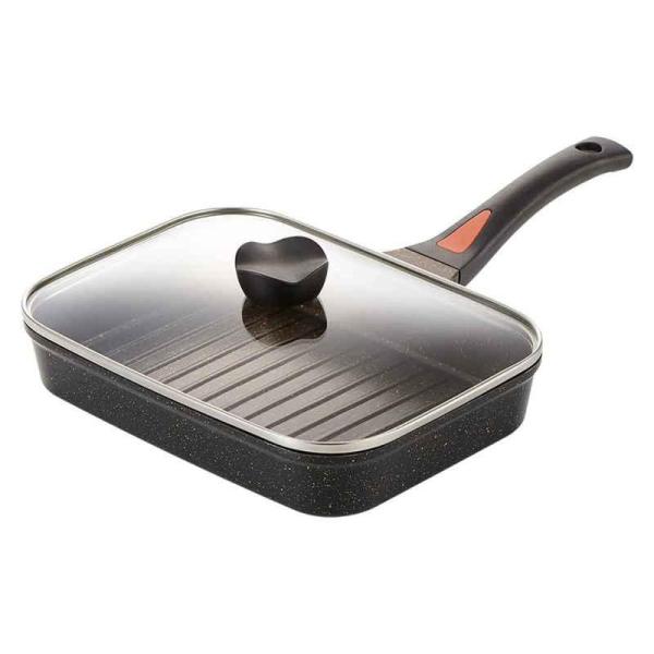 表面のゴールドマーブルコーティングで、焦げ付きにくく、お手入れ簡単な魚焼きパンです。焦げ付いても、水につけるだけで汚れがスルリと落ちやすくなります。凹凸のある波型プレートなので少量の油でも焦げ付きにくく、食材の余分な脂が落ちます。外はカリッ...