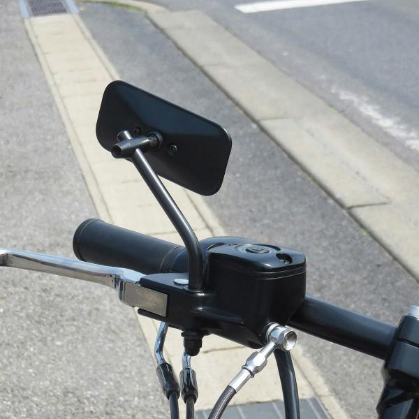 【適合】スポーツスター、ダイナ、ソフテイル、ツーリング、Vロッド、ストリート【商品説明】ハーレー用 ショートステムミラーです。・特長●スクエアシェイプ●シンプルなショートステムタイプ。左右兼用●スチール製。ブラックカラー●単品販売【サイズ】...