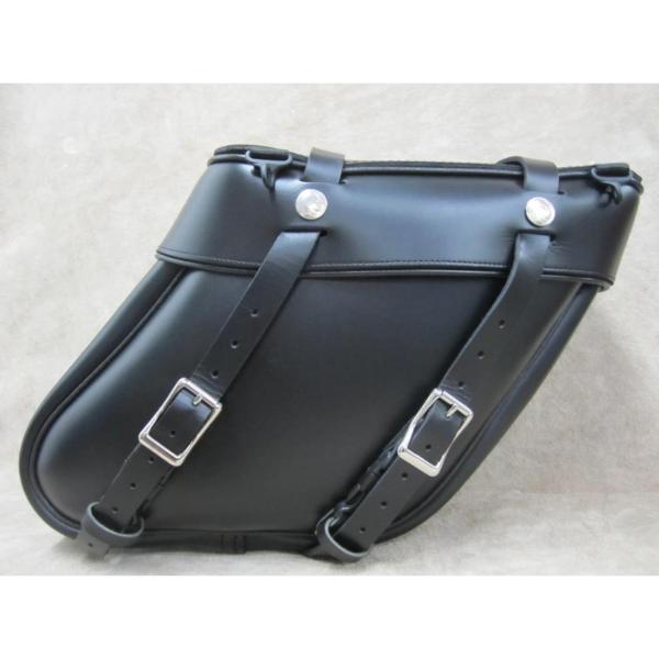 【適合】1994〜2021 スポーツスター1984以降 ソフテイル1991〜2017 ダイナ1987〜1994 FXR2015〜2020 XG7501968〜1989 ツーリング【商品説明】ボックス型リッドのデラックスタイプ・サドルバッグで...