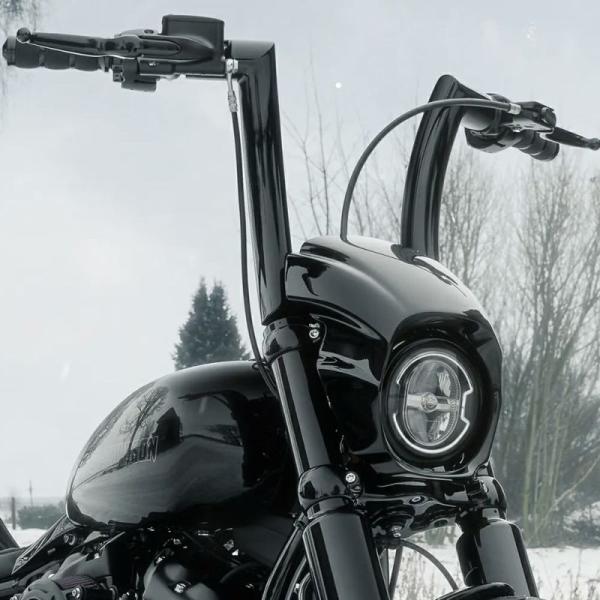 【適合】2025以降 ソフテイル1インチクランプ・ライザー用【商品説明】2025以降 ソフテイル用 2インチ径・ファットハンドルバーです。＜特長＞●2インチ径、超ファットサイズの存在感あふれるルックスです●クランプ径1インチのライザー用です...