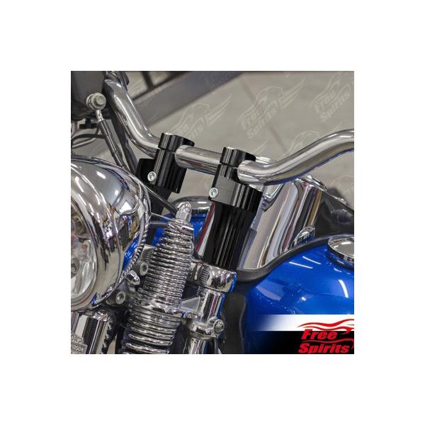 【適合】1988〜2006 ソフテイル・スプリンガーFXSTS【商品説明】ハーレースプリンガーモデルのライザーを、通常のテレスコピックフォークモデルと同じ幅のライザーへ変換するキットです。※ハーレー純正スプリンガーフォーク用です。多くのオン...