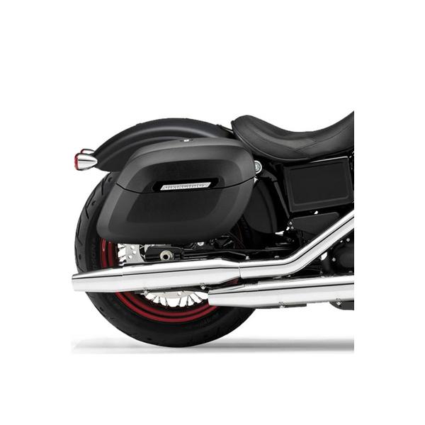 【適合】2006〜2017 FXDB【商品説明】ハーレー・ダイナストリートボブ用のハードサドルバッグです。リアサスペンションの形状に合わせたカットアウト仕様ですので、すっきりとバイクにフィットします。グラスファイバー製。表面がレザーで被われ...