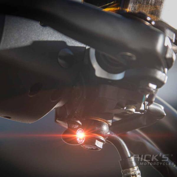 【適合】2021以降 スポーツスターS、ナイトスター RH975【商品説明】ハーレー スポーツスターS、ナイトスター RH975用 フロントターンシグナルブラケットです。KellermanのBullet Atto等の小型LEDターンシグナル...