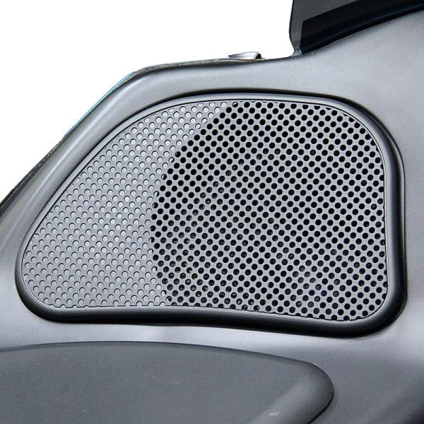 【適合】1998〜2013 FLTR、FLTRX、FLTRU【商品説明】ハイパフォーマンス・アップグレード・スピーカー。標準装備フェアリングスピーカーよりも直径が大きく、非常に優れたパフォーマンスを発揮します。スピーカー本体の大きさが異なる...