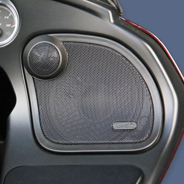 【適合】2024 FLTRK2015〜2023 ロードグライド【商品説明】J&amp;M製ROKKER XXRRシリーズ6.71インチのアップグレードスピーカーキット。●標準装備フェアリングスピーカーと交換して取り付けます。●配線加工等は必...