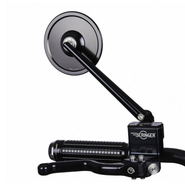 【商品説明】通常のミラーのように鏡面にガラスを使用せず、アルミ素材を鏡面加工して作られたミラーです。ガラスを使用しないため、軽量かつ安全です。デザインは丸形のクラシックデザイン。鏡面はコンベックス（凸型）ですので、視界が広く安心です。※実際...