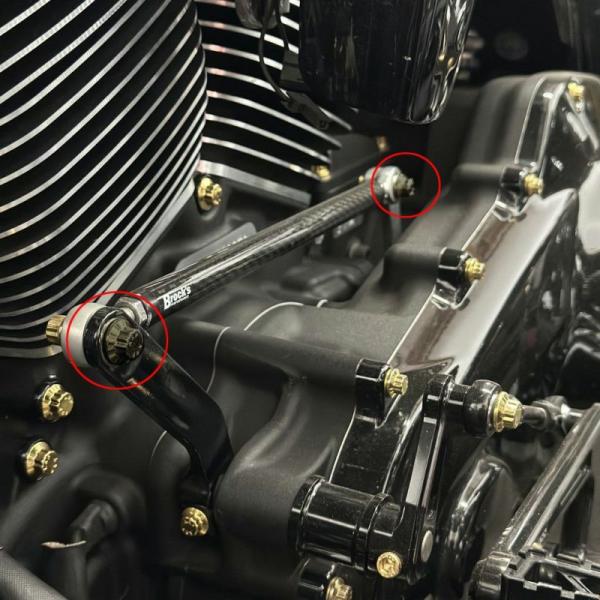 【適合】2018以降ソフテイル1991〜2017 ダイナ【商品説明】ARP製シフトリンケージ固定ボルトキット。2本セット。※写真の赤丸部分の2本のみです。●シフトリンケージを固定しているボルトのセット。●耐久性に優れたARPボルト。●ボルト...