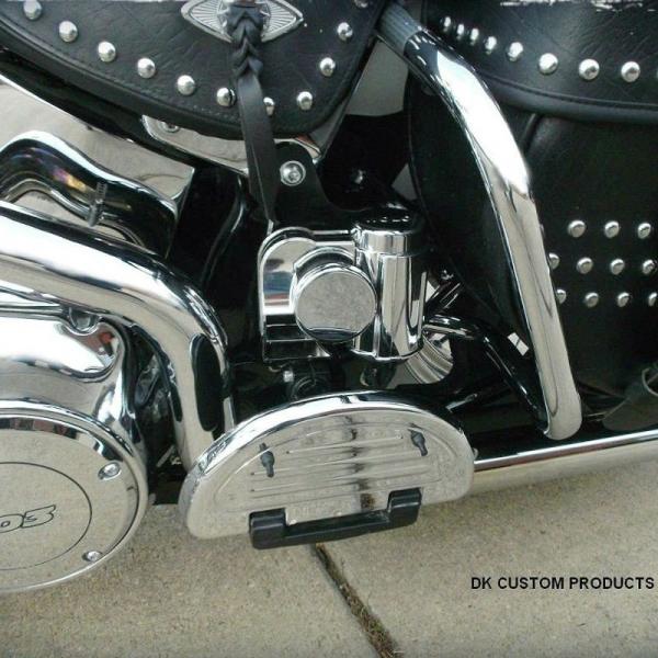 【適合】2008〜2017 FLSTC【商品説明】Woloホーン用リロケーションキット。車体左側にWoloホーンを移設出来ます。コイル移設等の際にホーンを移設する時に便利です。Woloホーン（7742、702005、702002）の移設に対...