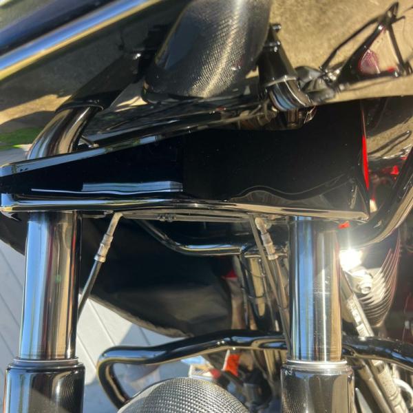 【適合】2015〜2023 FLTRX/ST、FLTRU、FLTRK2024 FLTRK2023以降 FLTRT※2023 FLTRXSEは不可【商品説明】ロードグライド、ロードグライド3のシャークノーズフェアリングのフロント下部をカバーす...