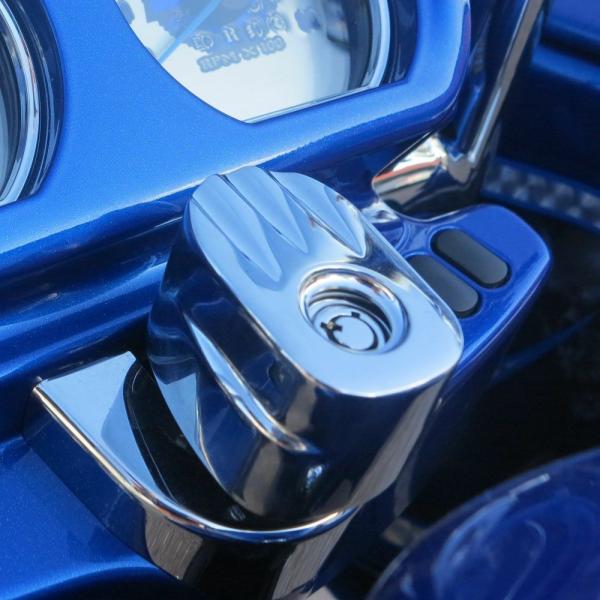 【適合】2014〜2023 FLHX、FLHXS、FLHTCU、FLHTCUL、FLHTK、FLHTKL、FLTRX、FLTRXS、FLTRU、FLHTCUTG2024 FLHTK、FLHTCUTG【商品説明】ジェット戦闘機のアフターバーナ...