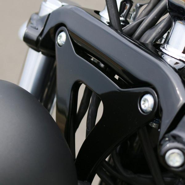 【適合】2018〜2024 FXBR/S【商品説明】FXBR/S用ヘッドライトブラケット。ブレイクアウトにベイツスタイルのヘッドライトを取り付ける為のブラケットです。ブレイクアウトの標準装備ヘッドライトは形状が特殊で、ヘッドライトの交換が出...