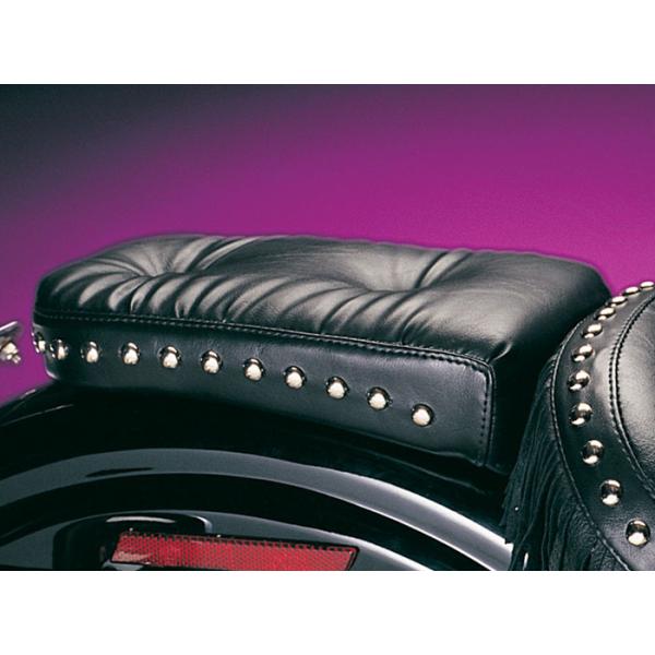 【適合】1982〜2003 スポーツスター【商品説明】サノラ リーガルプラッシュ ソロシート（L-216）用ピリオンシート。【サイズ】幅：6インチ（約15cm）【メーカー】Le Pera(ラペラ)【商品番号】L-241