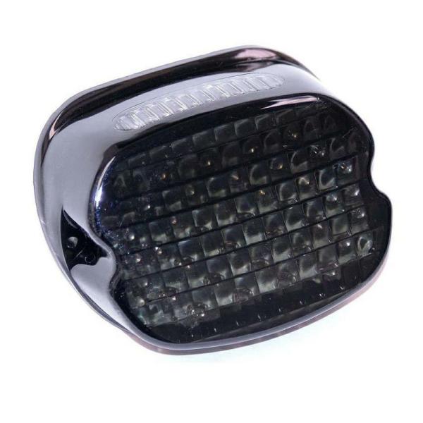 【適合】2022〜2024 ローライダーST【商品説明】ローライダーST（FXLRST）専用のLEDテールライト。ローライダーSTにプラグアンドプレイで装着可能です。特徴●ロープロファイル（薄型）デザイン。●形状はリアフェンダーの傾斜に合わ...