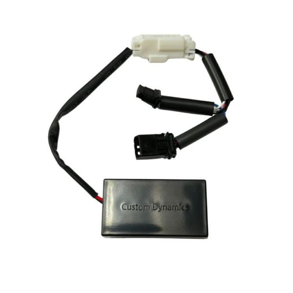 【適合】2021以降 パンアメリカ【商品説明】パンアメリカ用 テールライト・フラッシャーモジュールです。＜特長＞●パンナメリカのテールライトを10パターンのフラッシュ＆ストロボに光らせることが出来るモジュールです●モジュール本体のダイアルを...