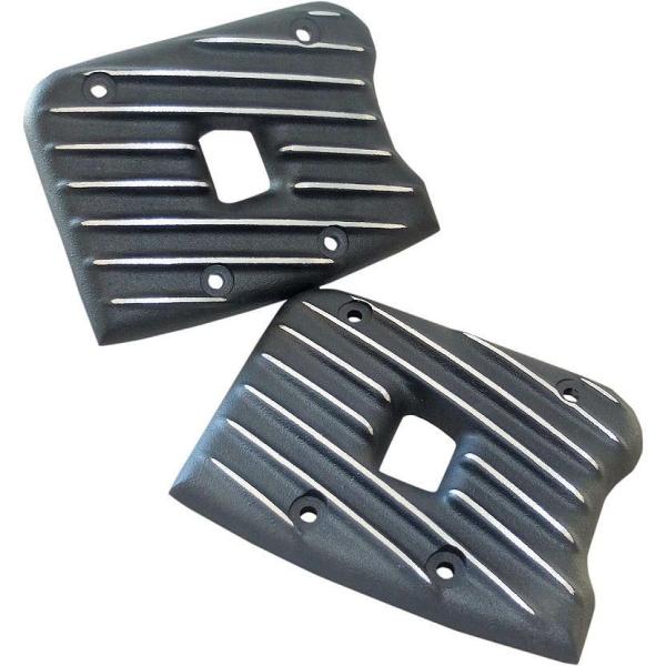 【適合】1984〜1999 エボリューション ビッグツイン【商品説明】フランスよりオールドスクールデザインを得意とするEMD (Esteves Motorctycle Design)。リブデザインのロッカーボックスカバー。車両の印象が大幅に...