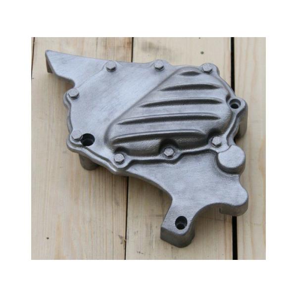 【適合】2004〜2021 スポーツスター【商品説明】フランスよりオールドスクールデザインを得意とするEMD (Esteves Motorctycle Design)Ribster カムカバートリムとマッチするデザインです。※ミッドコントロ...