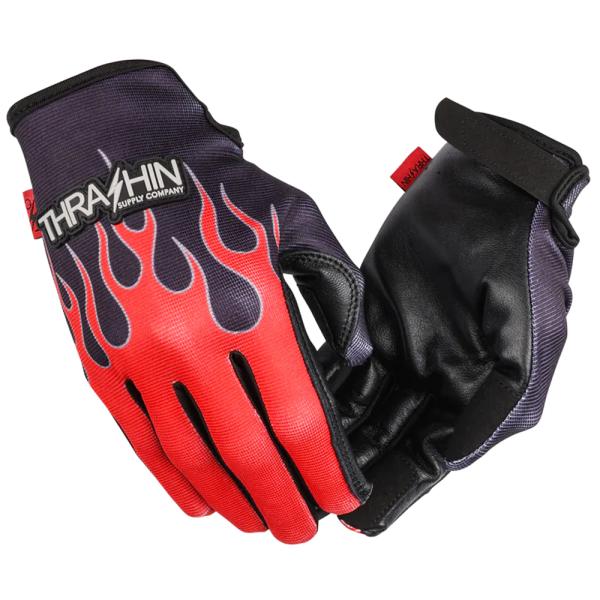 【商品説明】タッチスクリーン対応の本革グローブ。ベルクロがついており着脱しやすく、手の甲に4WAYストレッチ素材を使用しているため、操作性はとても良いです。また、シームレスなデザインの本革なので、着け心地抜群です。グローブをしたままスマート...