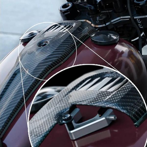 【適合】2018〜2021 FXLRS、FXLR【商品説明】2018〜2021 ローライダー/Sのタンクダッシュを2022以降 ローライダーS/ST用タンクダッシュへ交換する際に便利なタンクダッシュアダプターです。・特長●タンクダッシュメー...