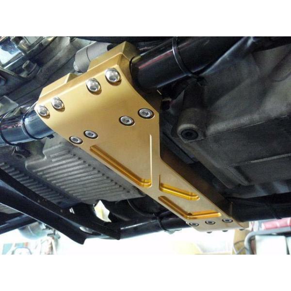 【適合】1999以降 ツーリング【商品説明】“TOURER BRACE”（ツアラーブレース）は、フレーム下部の剛性を各段にアップします。フレームのねじれを抑え、高速走行を安定化させます。ノーマルフレームは装備が多く車重もあるツアラーでハード...