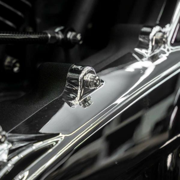 【適合】2017以降 ツーリング【商品説明】プライマリーカバーの12ポイントボルトキット。●12ポイントのハードウェアは、プライマリーカバーにふさわしいルックスと強度を実現します。●純正ボルトをチタン製に交換することで、十分な強度と軽量化を...