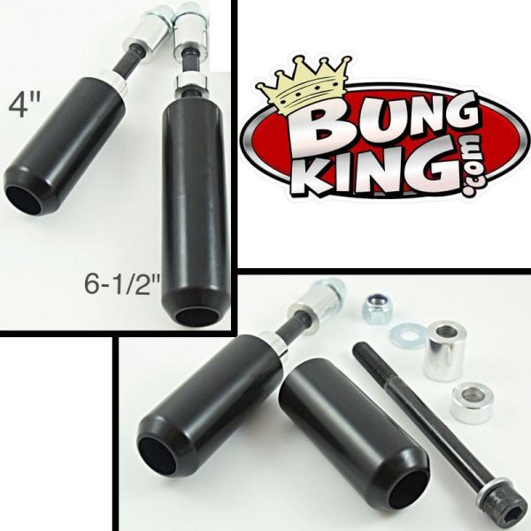 【適合】2006〜2017 ダイナ【商品説明】立ちゴケ時も安心です。後席のパッセンジャーのハンドレールにもなります。万一の時にマシンとライダーを保護します。フレームスライダーはクラッシュ時にバイクの側面を保護する樹脂製スライダーで、ストリー...