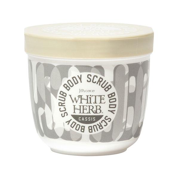 「ジョイココ　ボディスクラブ　ホワイトハーブ　200g」は、ふわふわのホイップのようなテクスチャーが特長のボディスクラブです。ウワウルシ葉エキス（整肌成分）を配合し、きめ細かなスクラブが古い角質をやさしく取り除き、なめらかでしっとりとした肌...