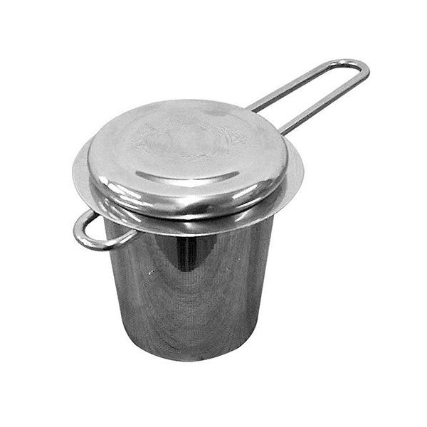 「ステンレス製の茶こし」は、受け皿やホコリよけになる便利なフタ付の茶こしです。急須も紙フィルターも必要なしでお茶が入れられます。■メーカー　コモライフ■区分　生活雑貨/キッチン用品